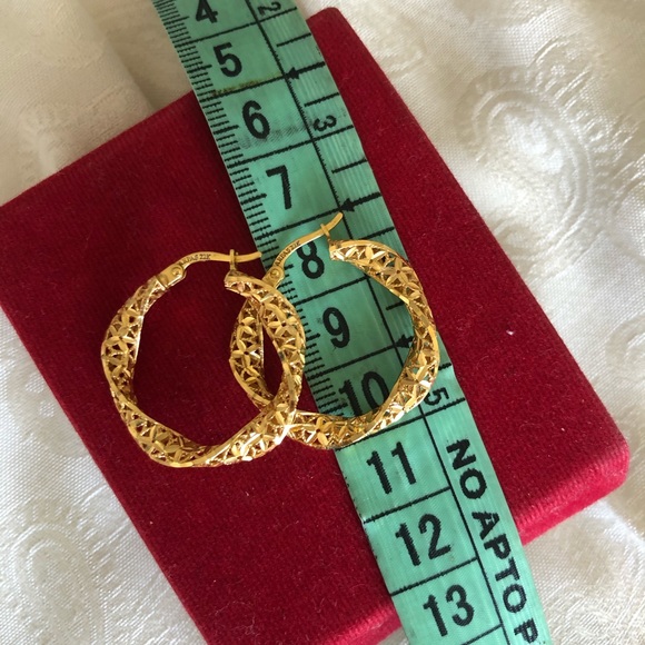 Jewelry | 22k Gold Earrings 6 Gramas | Poshmark